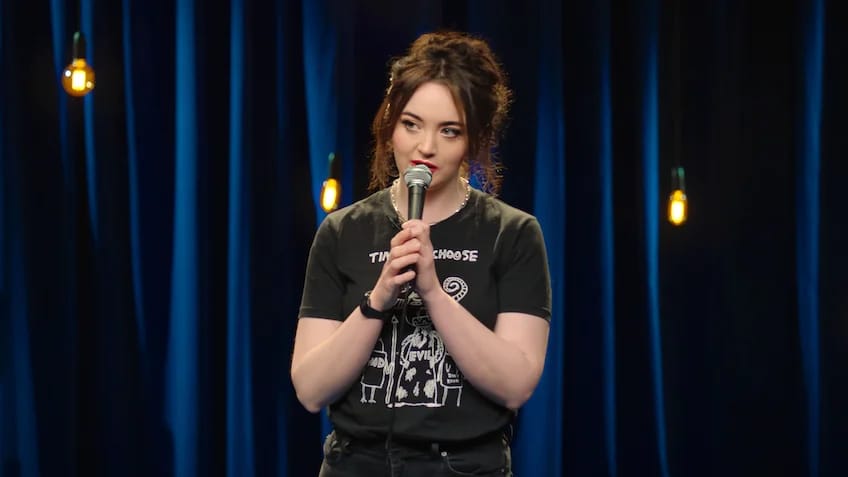 Fern Brady: Autistic Bikini Queen (2024) Comedy on Netflix: Fern Brady ...